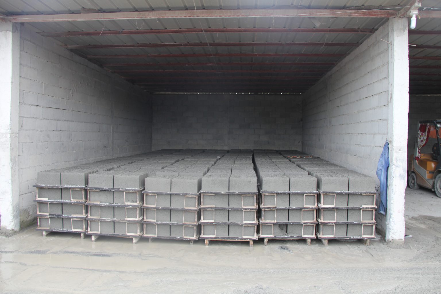 CHB 4″ (500 PSI) – Kean Solid Blocks & Aggregates Industries Corp.